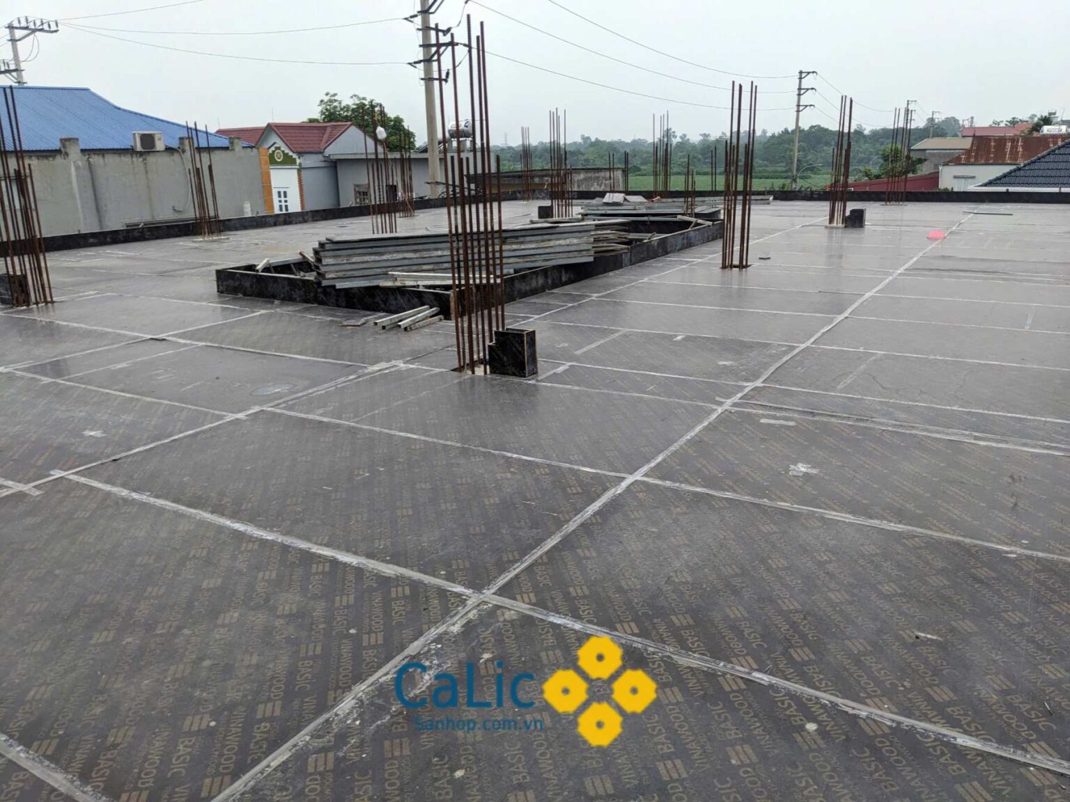 Sàn không dầm phù hợp với công trình nào? Calic